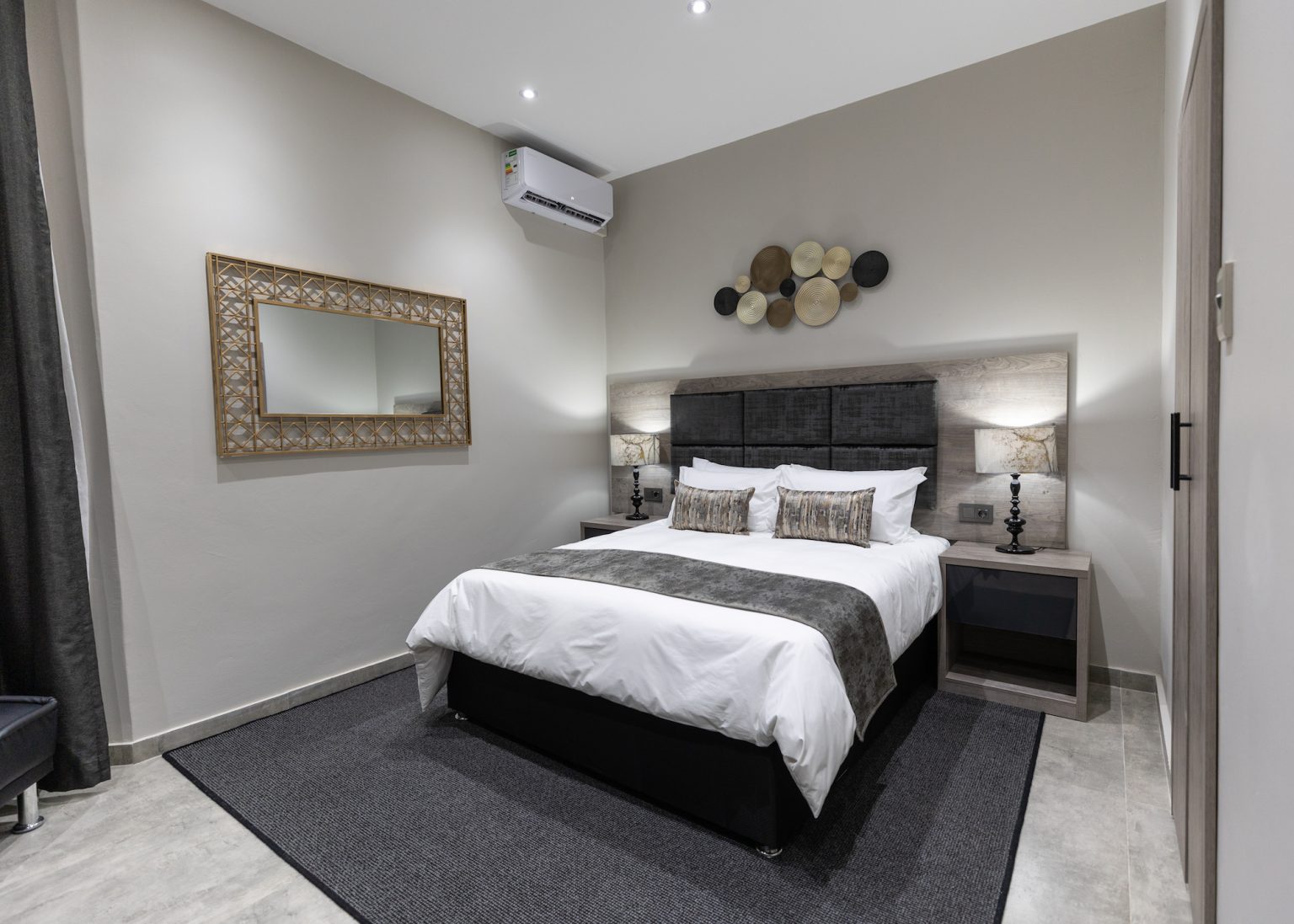 Luxe Suites – Luxe Suites